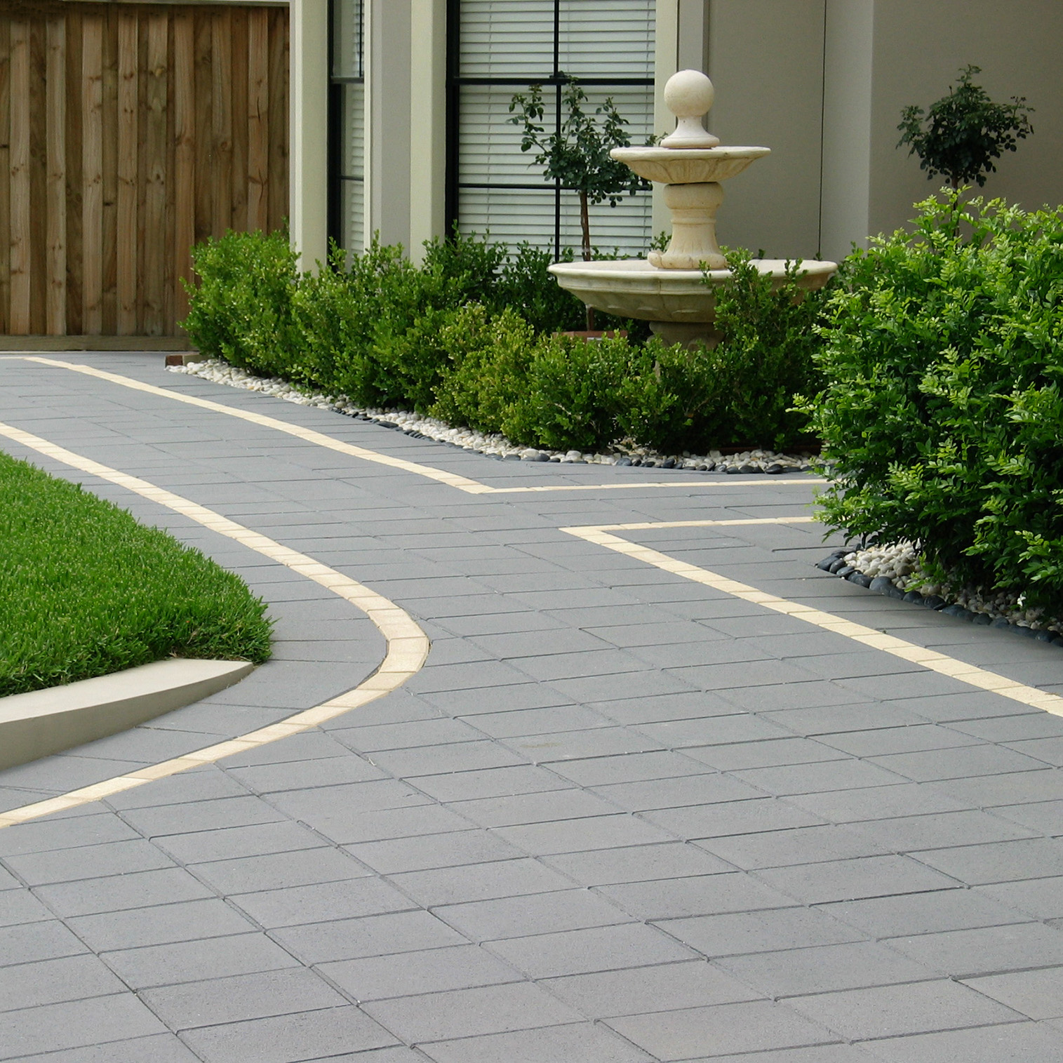 Australian Paving Centre | Kadina's Supplier Of Pavers & Retaining Walls